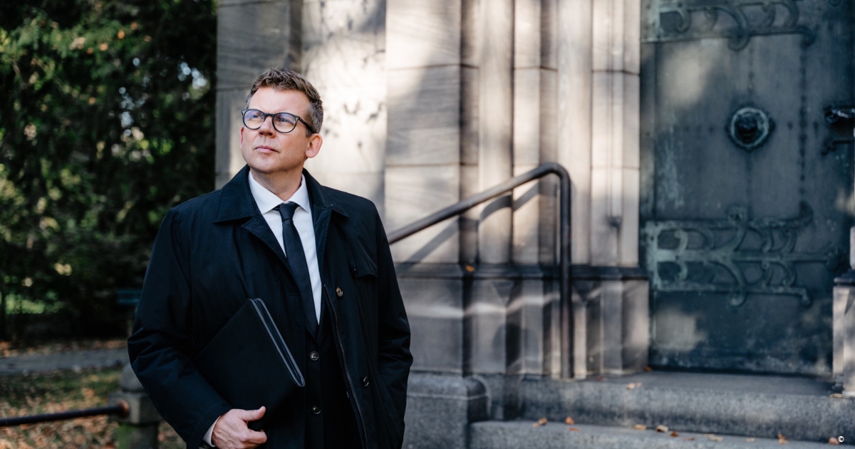 Trauerreden in Frankfurt & Rhein-Main – Würdevoller Abschied | Andreas ...